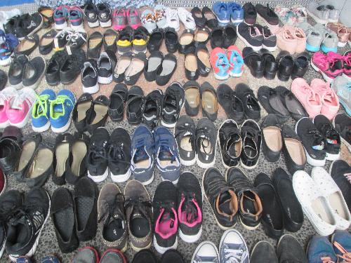 Penataan Sepatu di Lingkungan SMA ISSA 1 – SMA Islam Sultan Agung